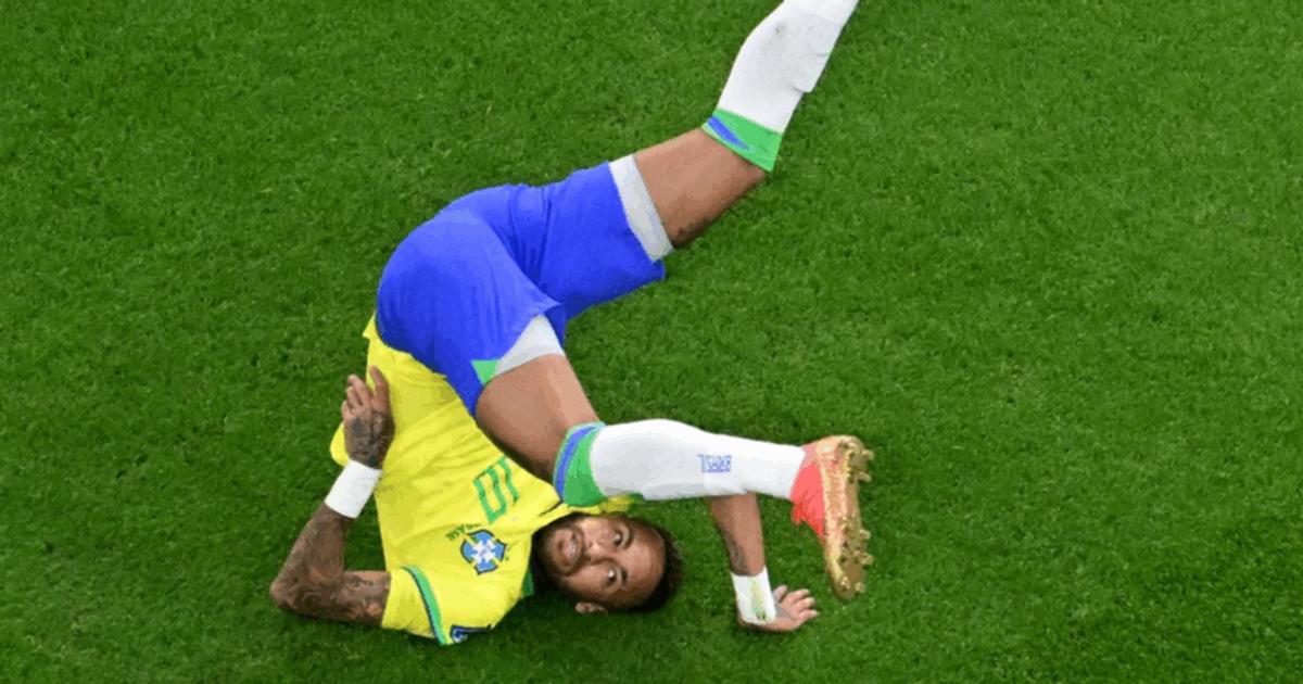 Neymar fazendo ‘quadradinho de 8’ é o melhor meme da Copa