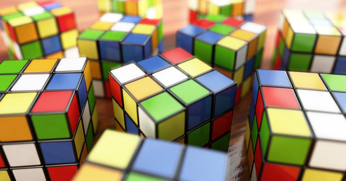 7 passos para conseguir montar um cubo mágico