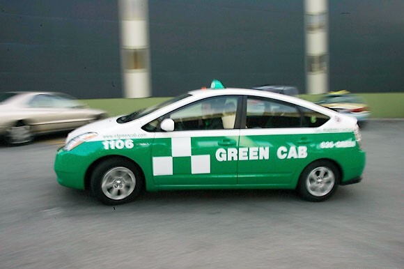 Conheça os programas de táxis verdes de diferentes países