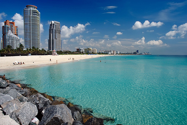 Miami e destinos na Europa a partir de R$ 1.393,65 ida e volta