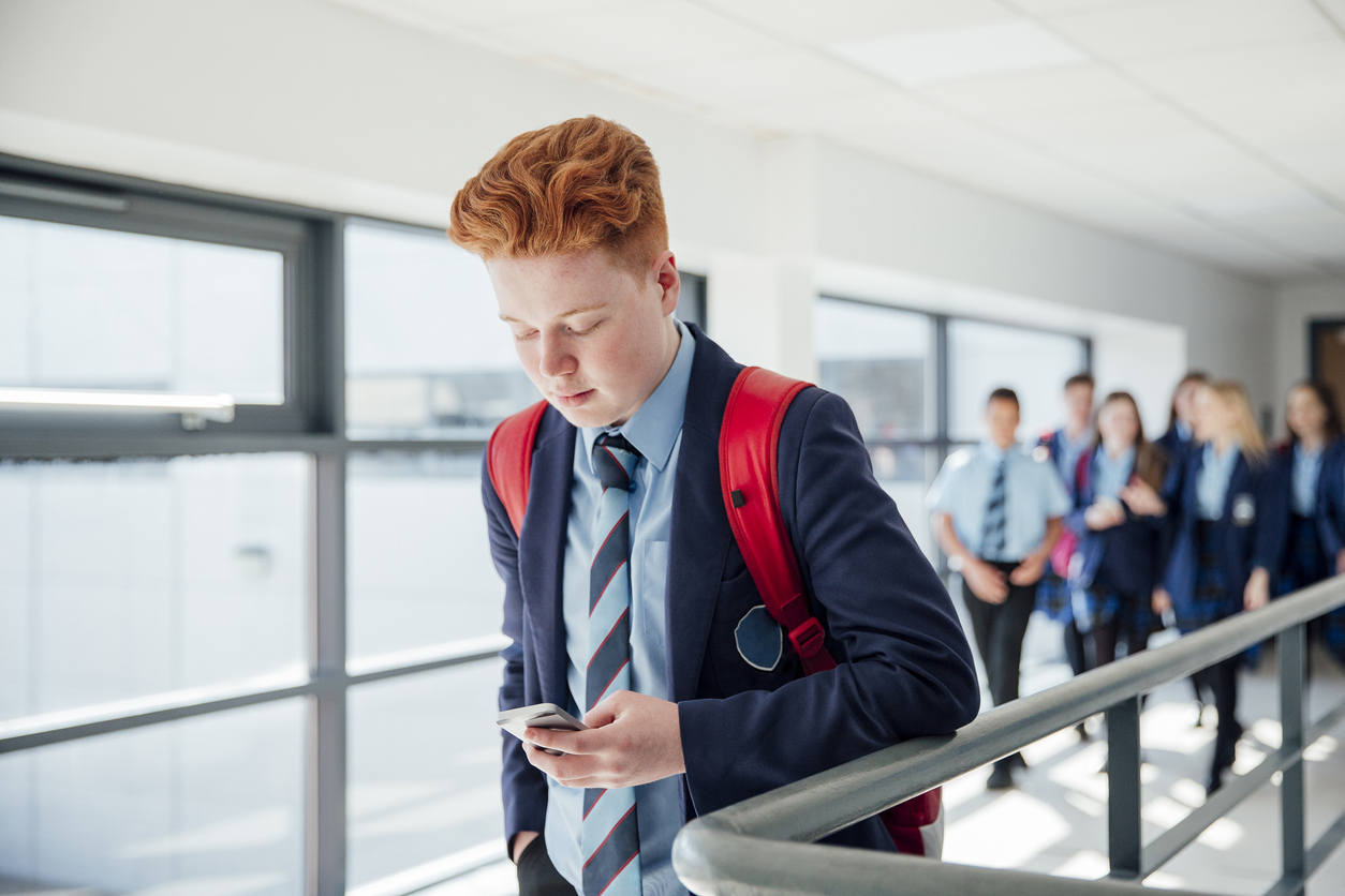 Saiba como agir em caso de cyberbullying