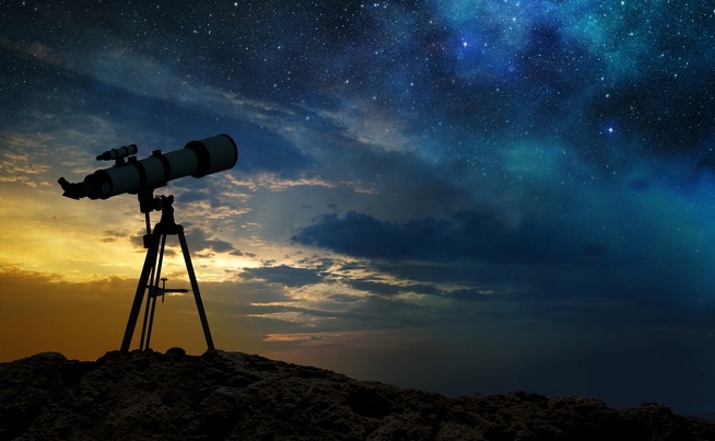 Canal da UFSCar ensina astronomia em série de vídeos no YouTube