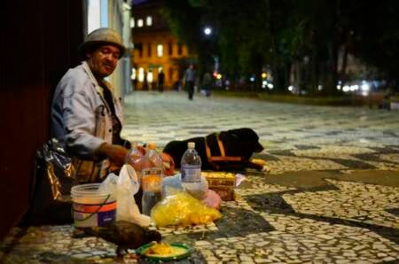 Veja como ajudar os moradores de rua de São Paulo