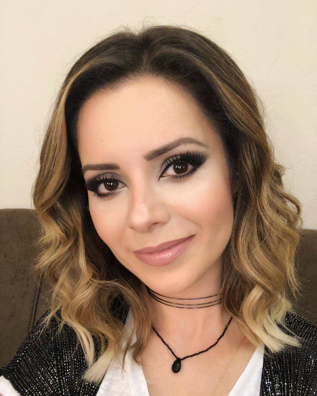 Sandy é vítima de fake news que liga seu nome a Jair Bolsonaro