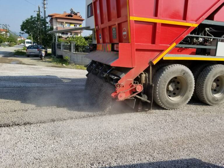 Plástico reciclado vira asfalto mais resistente