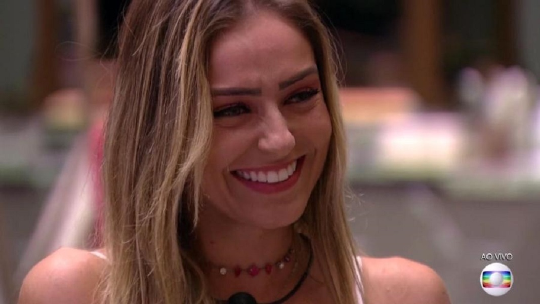 BBB 19: Paula diz que vai ajudar Hariany financeiramente