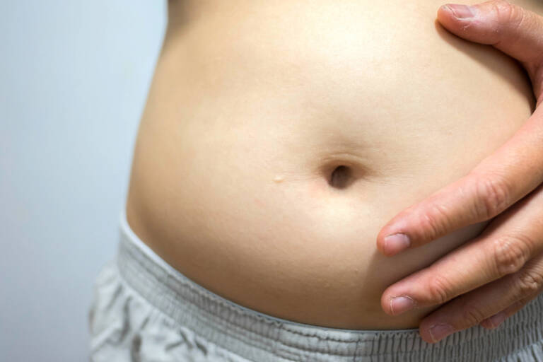 Barriga estufada? Veja os cinco principais hábitos que causam isso