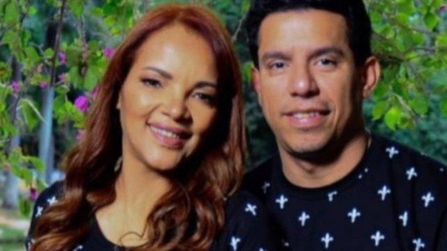 Inês Brasil chama Flordelis de 'Flor de Lins' em vídeo: 'se entrega'