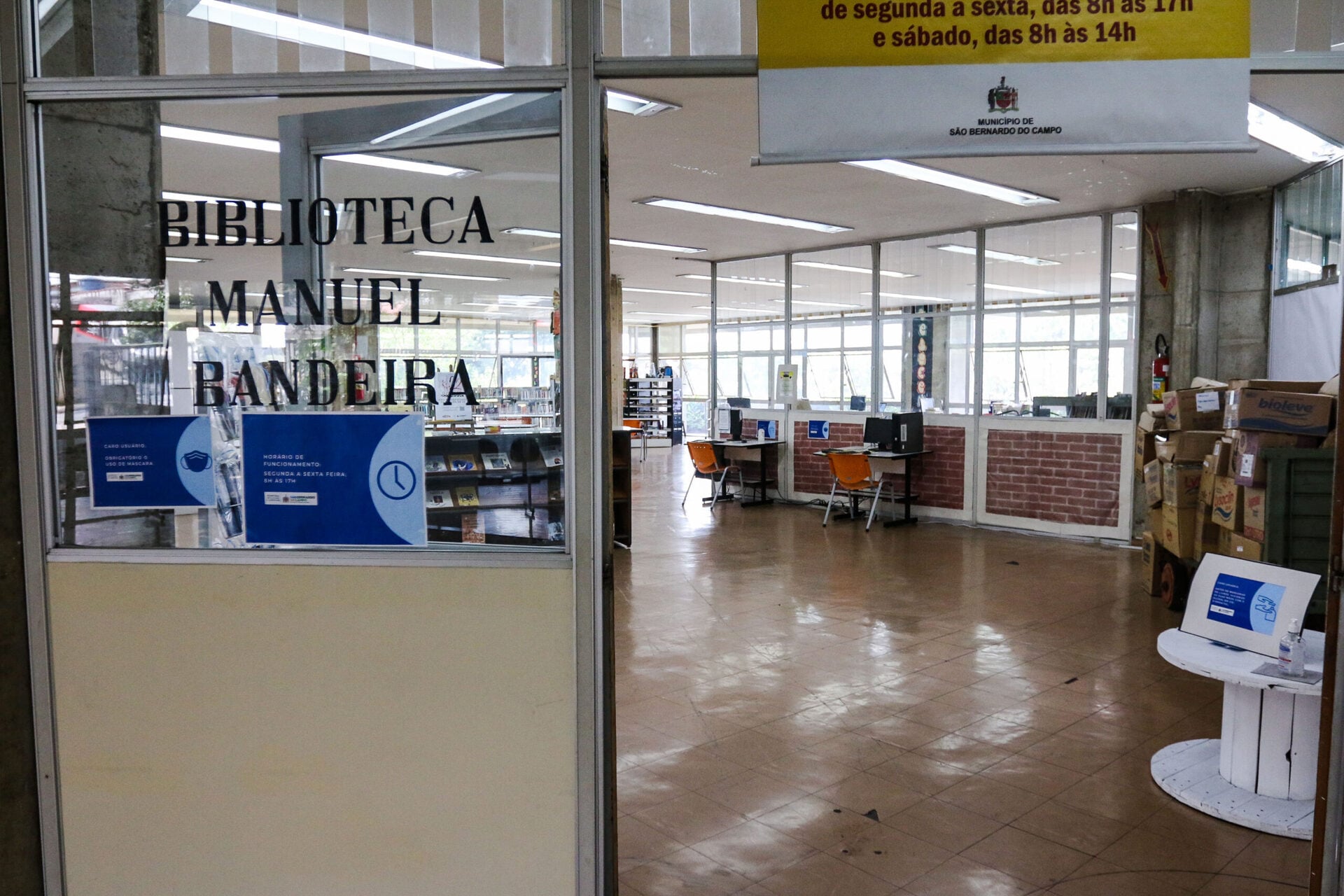 Em São Bernardo, Biblioteca Manuel Bandeira passa por reorganização ...