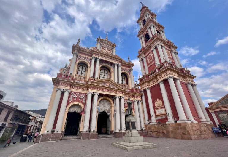 Explore a cidade de Salta, na Argentina, com 6 passeios