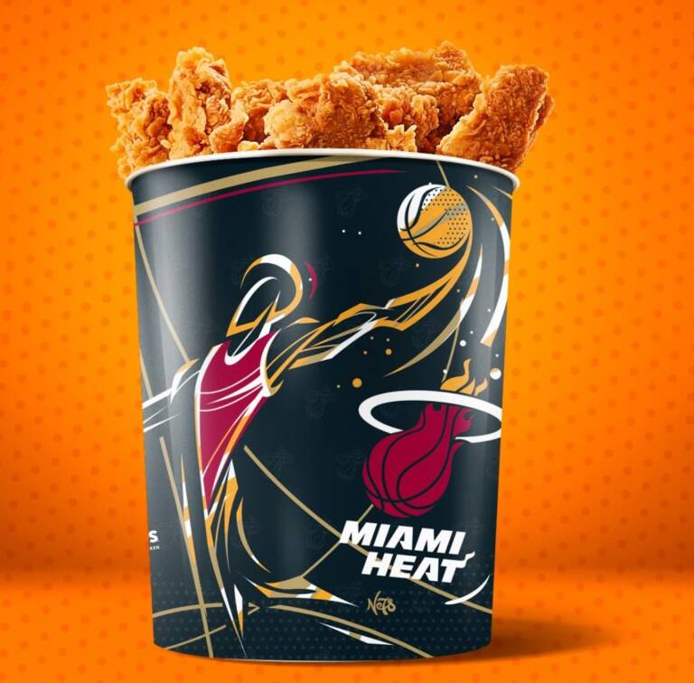Popeyes lança 5 sanduíches inspirados em times da NBA